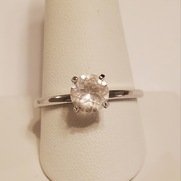 Uncas | Jewelry | Vintage Uncas Silver Solitaire Crystal Ring | Poshmark